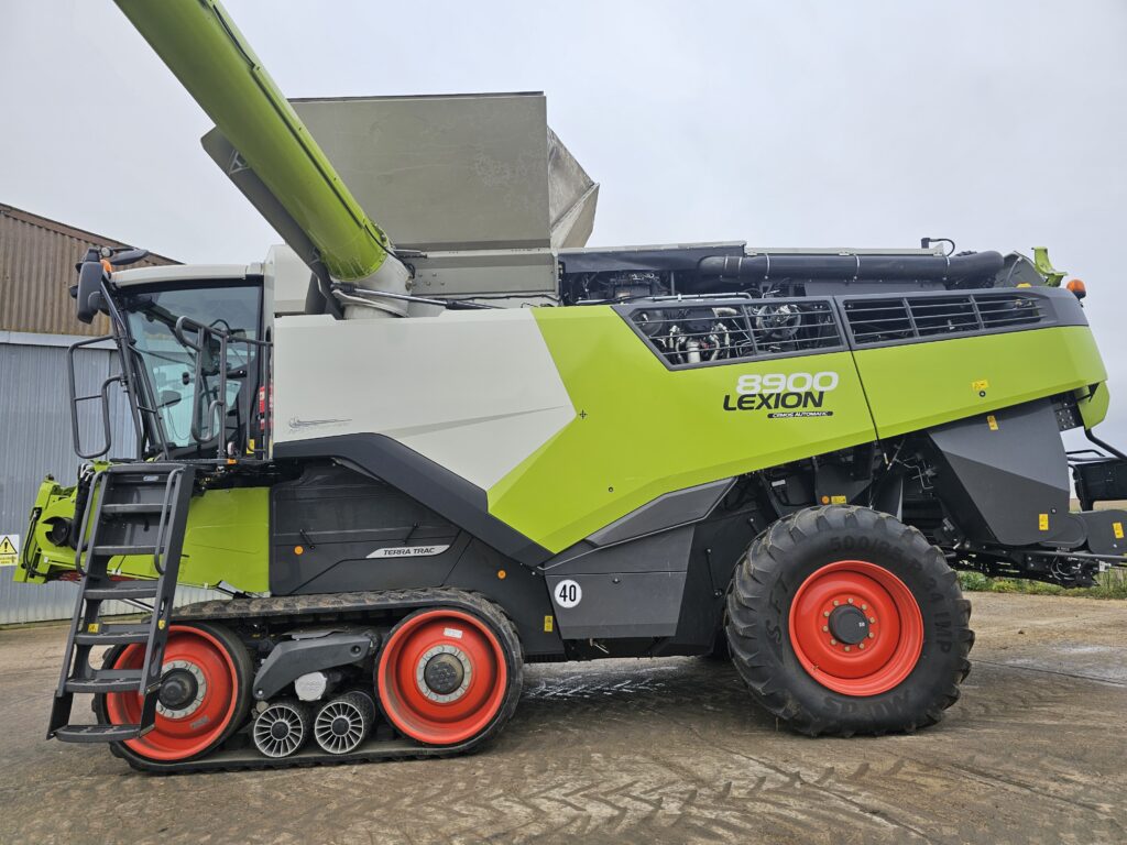 Claas Lexion 8900TT – Tractors | TGM Agricultural Machinery | Cambridge
